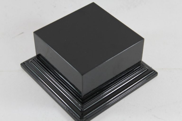 Gloss Black Square Plinth 100mm x 100mm 65mm High • The Rugged Company
